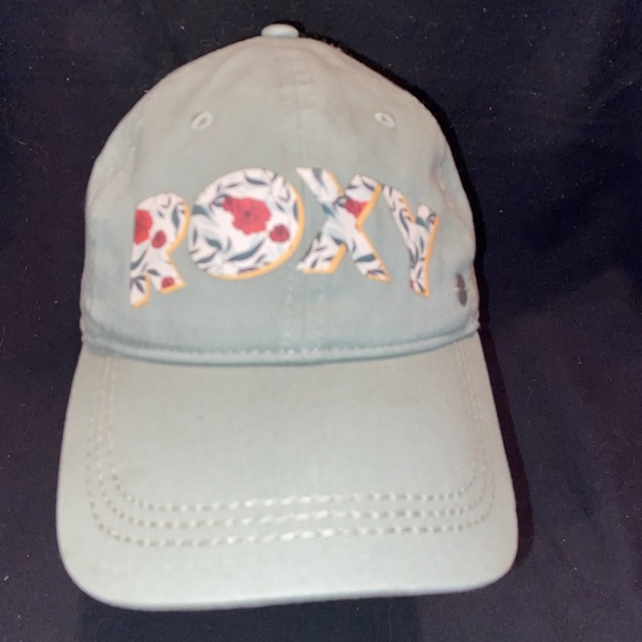 Roxy | Accessories | Womens Roxy Adjustable Cap | Poshmark